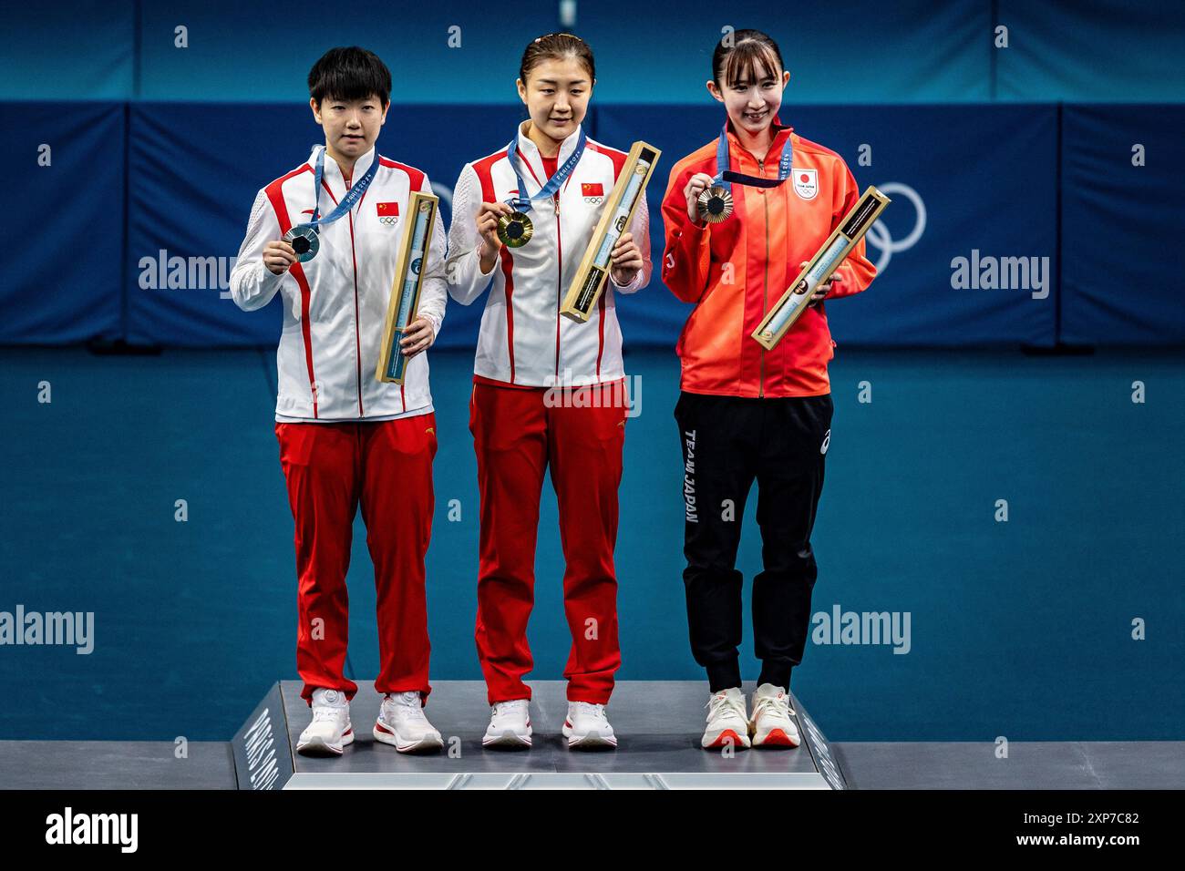 Siegerehrung, Posest mit CHEN Meng (CHN), SUN Yingsha (CHN), Hina ...