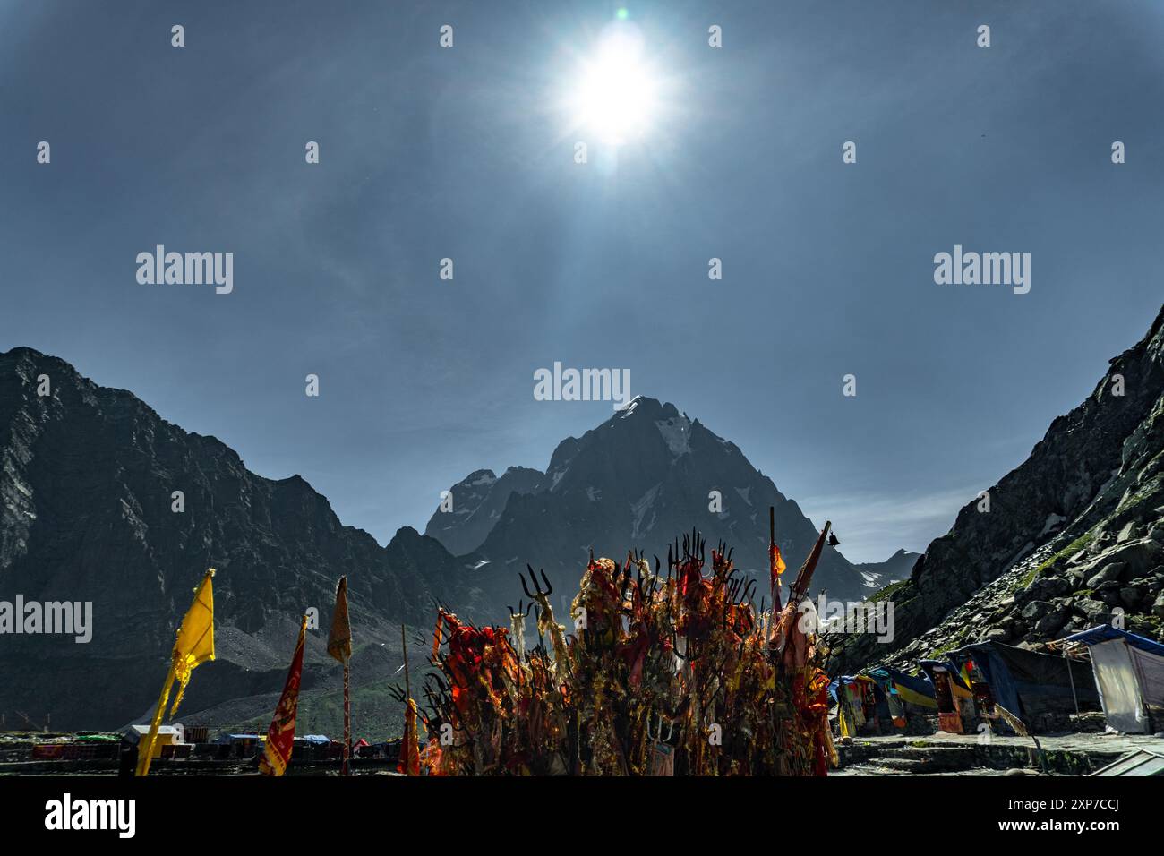Mani parvat hi-res stock photography and images - Alamy