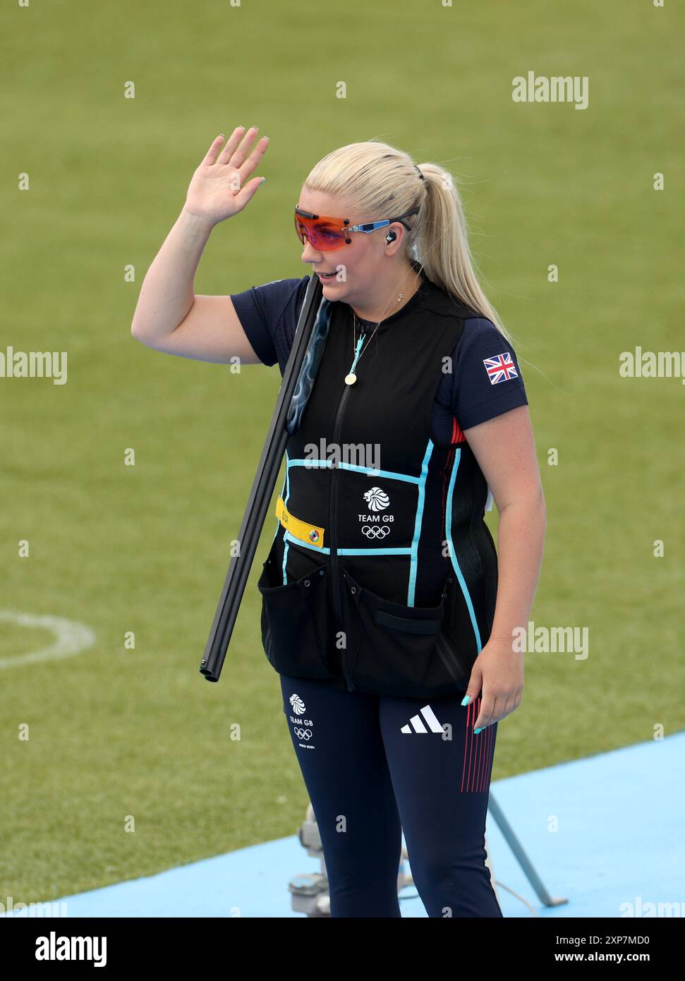 Great Britain's Amber Rutter appeals for a hit in the shoot-out during ...