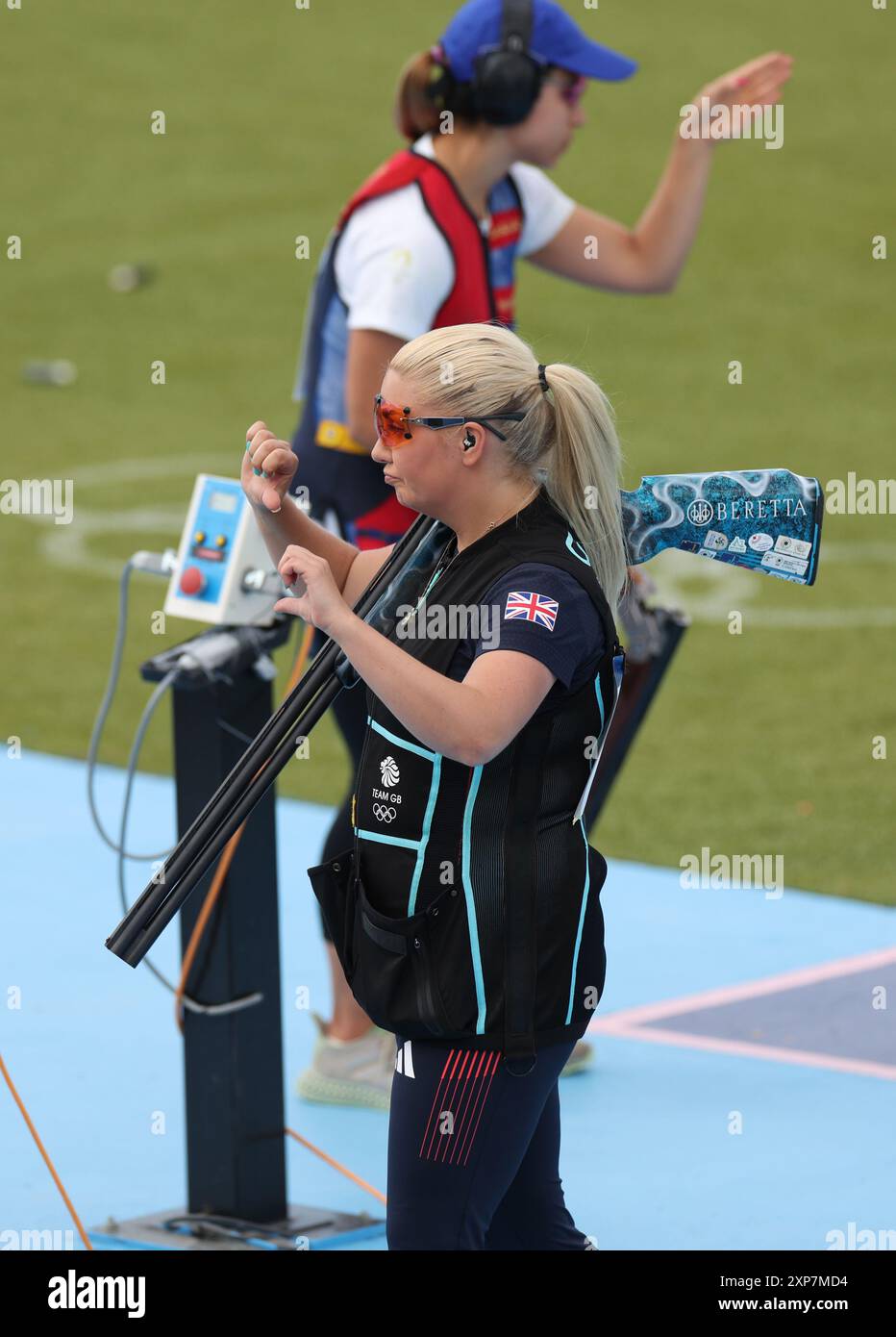 Great Britain's Amber Rutter appeals for a hit in the shoot-out during ...