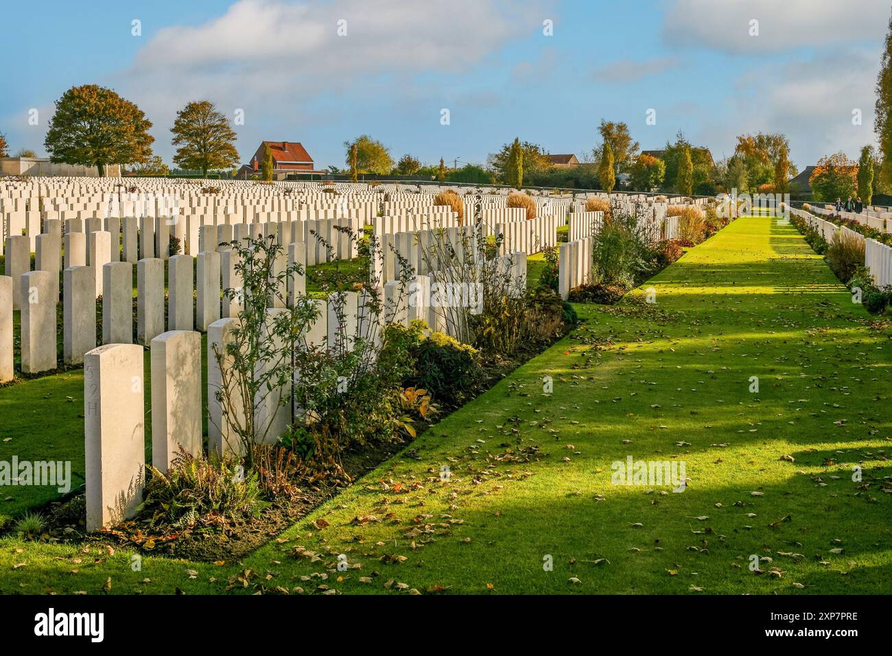 Commonwealth graves hi-res stock photography and images - Alamy