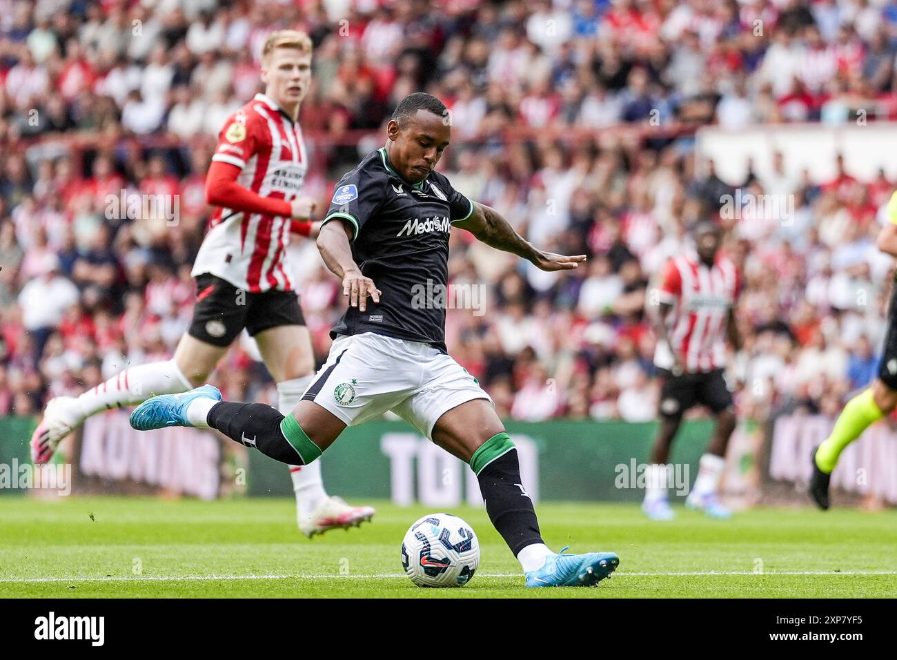 Eindhoven, The Netherlands. 04th Aug, 2024. Eindhoven - Igor Paixao of Feyenoord during the ...