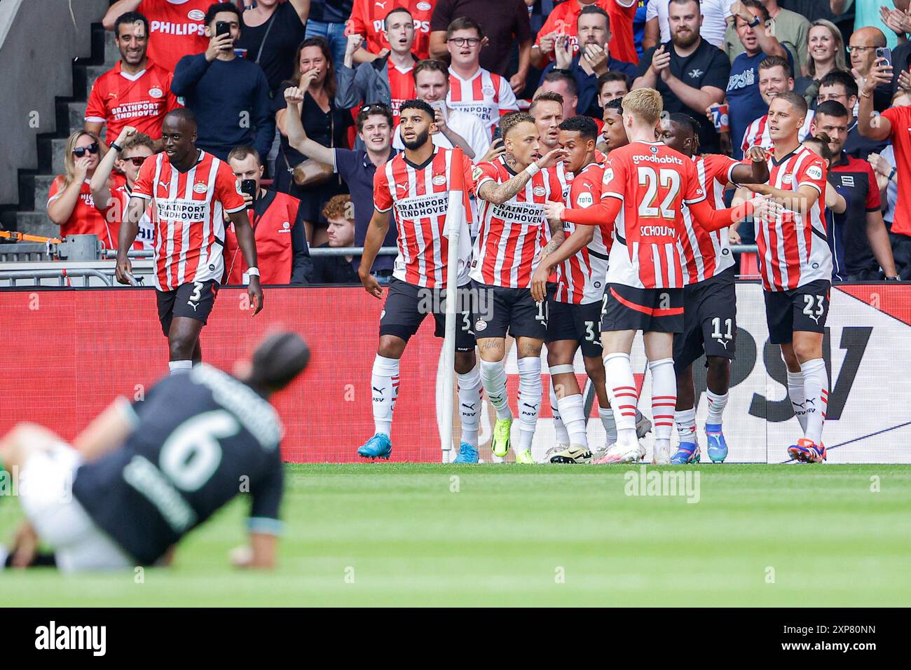 Eindhoven, Netherlands. 04th Aug, 2024. EINDHOVEN, NETHERLANDS - AUGUST 4: Noa Lang of PSV ...