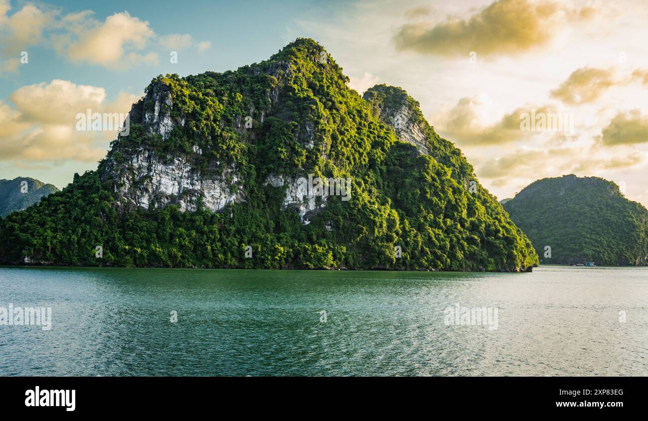 Culture Travel Vietnam UNESCO World Heritage Site Nature Landscape of ...