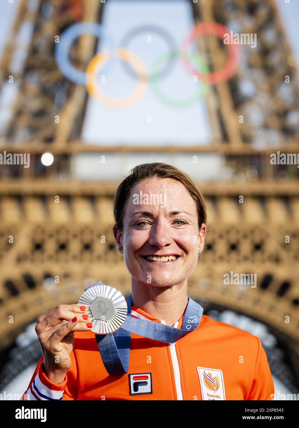 PARIS - Cyclist Marianne Vos during the ceremony of her silver medal ...