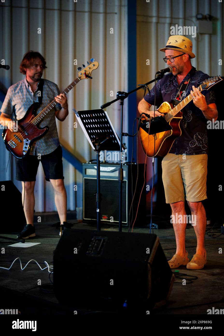 Shedsounds hi-res stock photography and images - Alamy