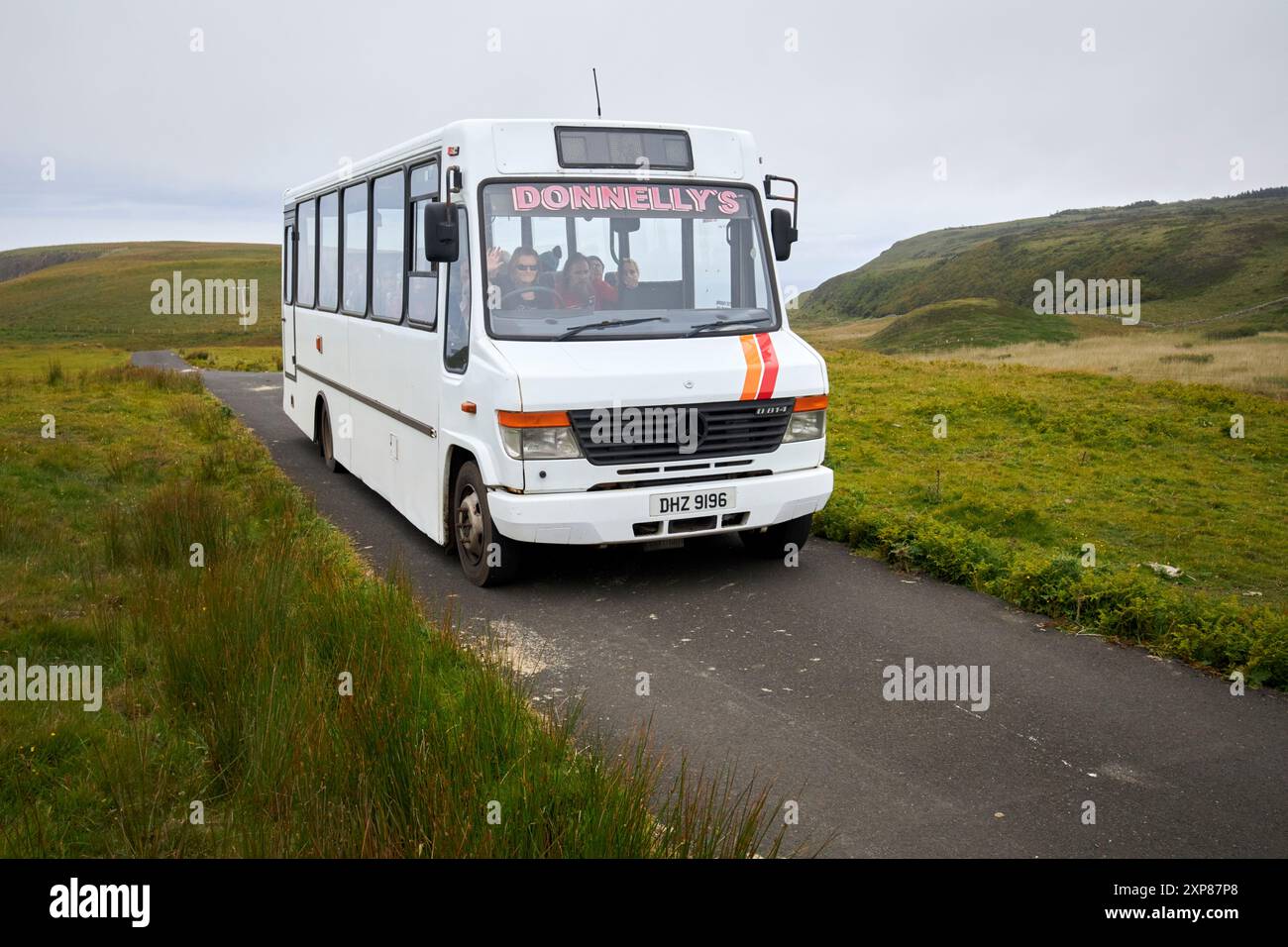 donnellys puffin bus shuttle service for tourists between church bay ...