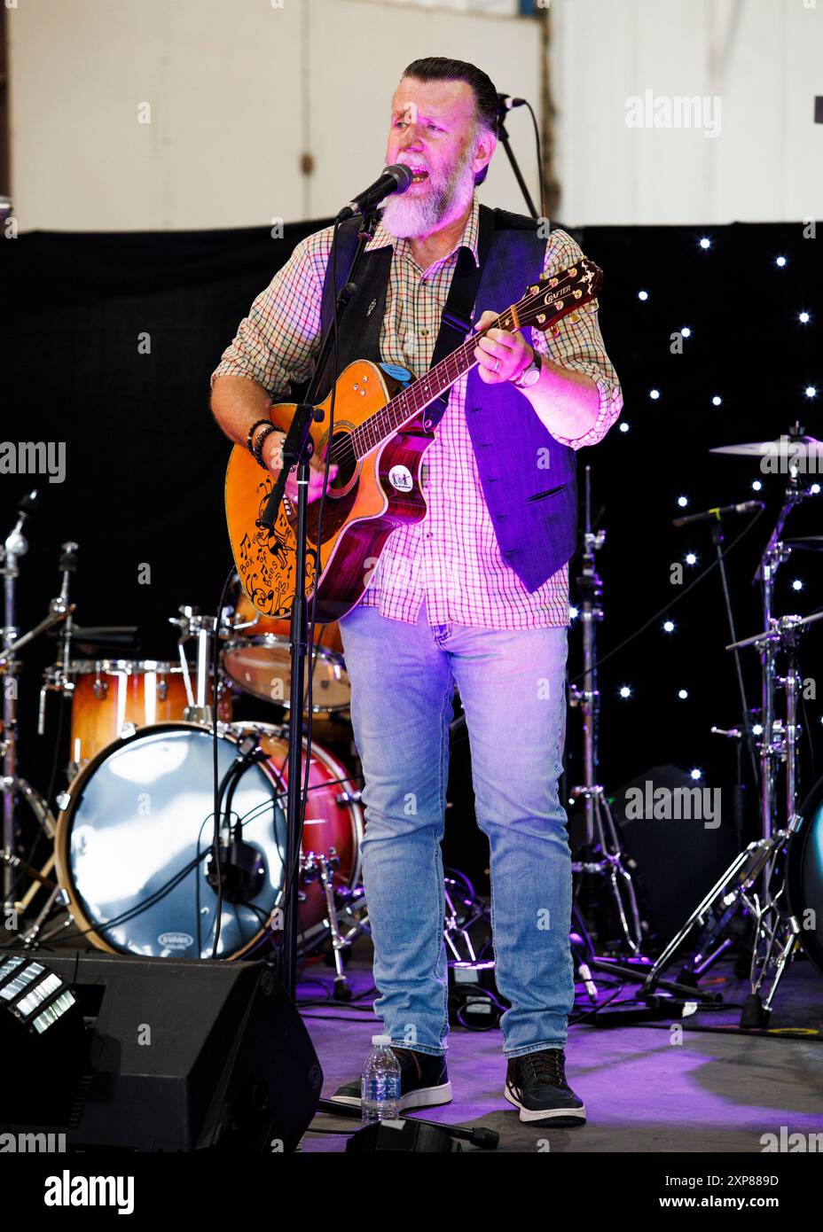 Acoustic airport hi-res stock photography and images - Alamy