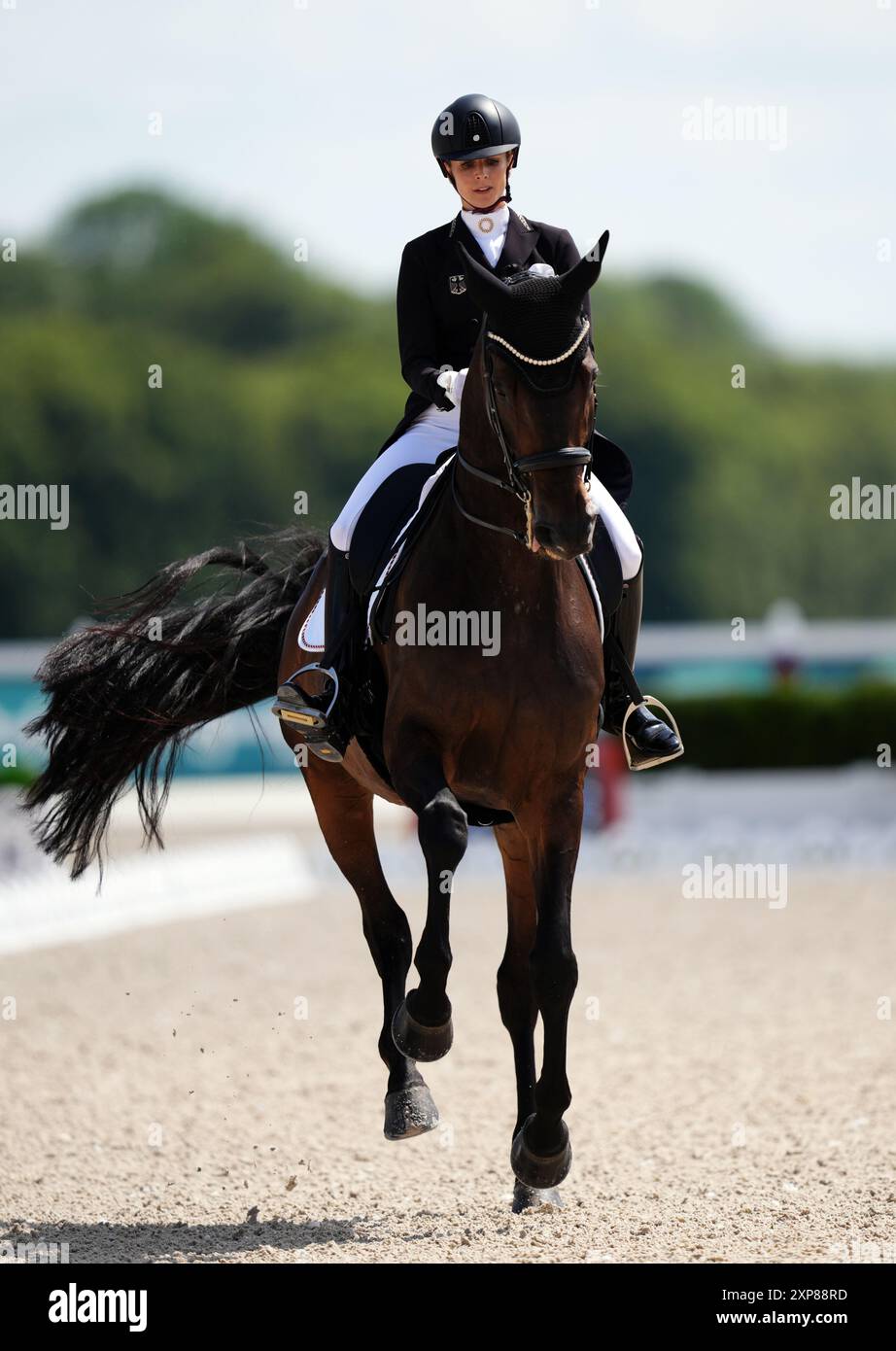 RETRANSMITTING CORRECTING CAPTION: Germany's Jessica von Bredow-Werndl ...