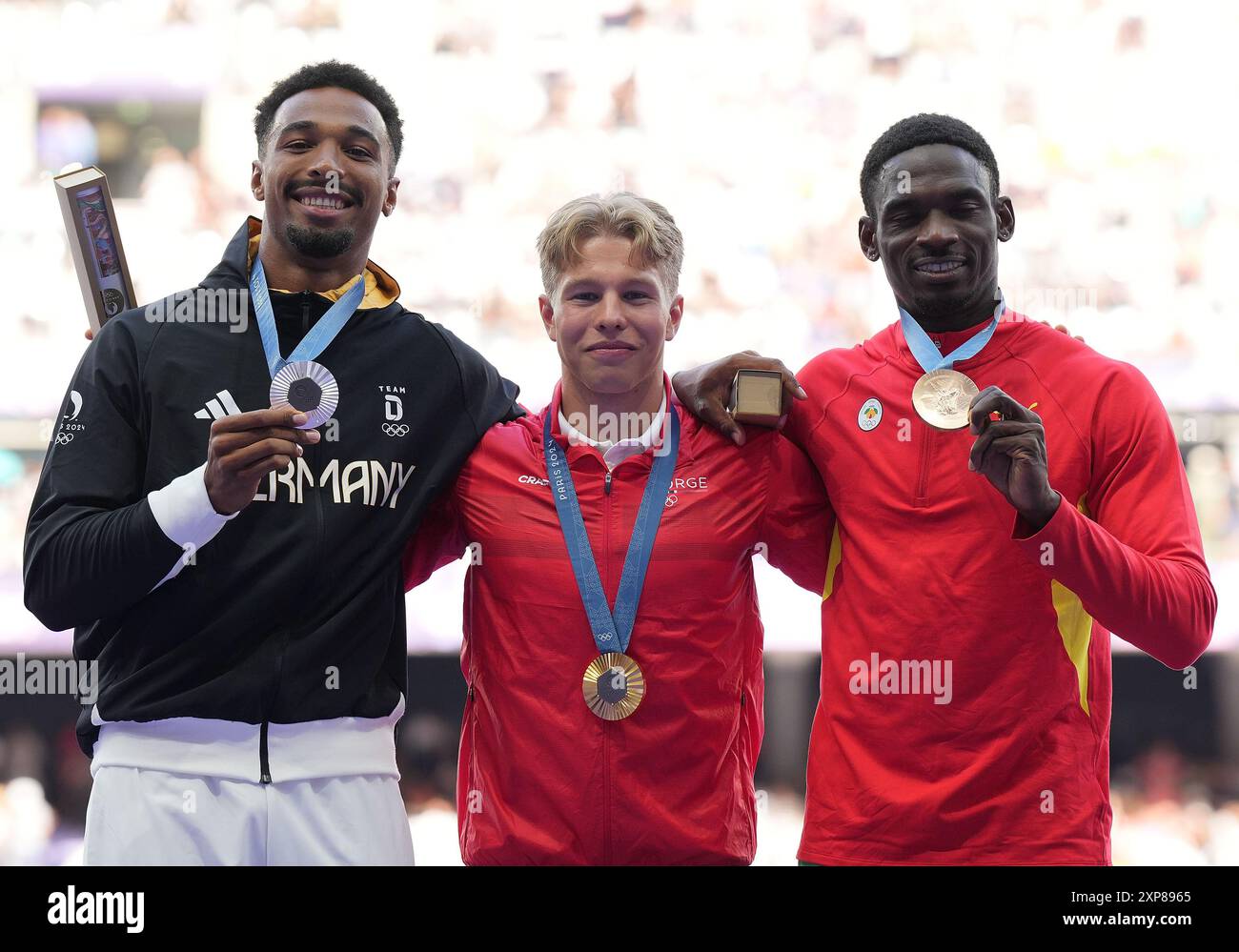 Paris, France. 4th Aug, 2024. Gold medalist Markus Rooth (C) of Norway ...