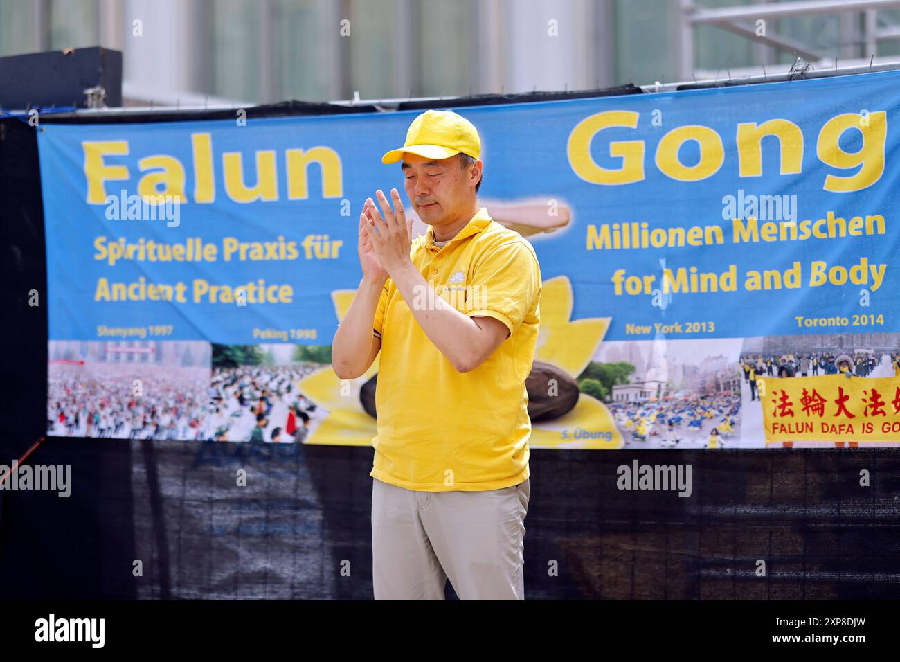 Protest der uiguren hi-res stock photography and images - Alamy
