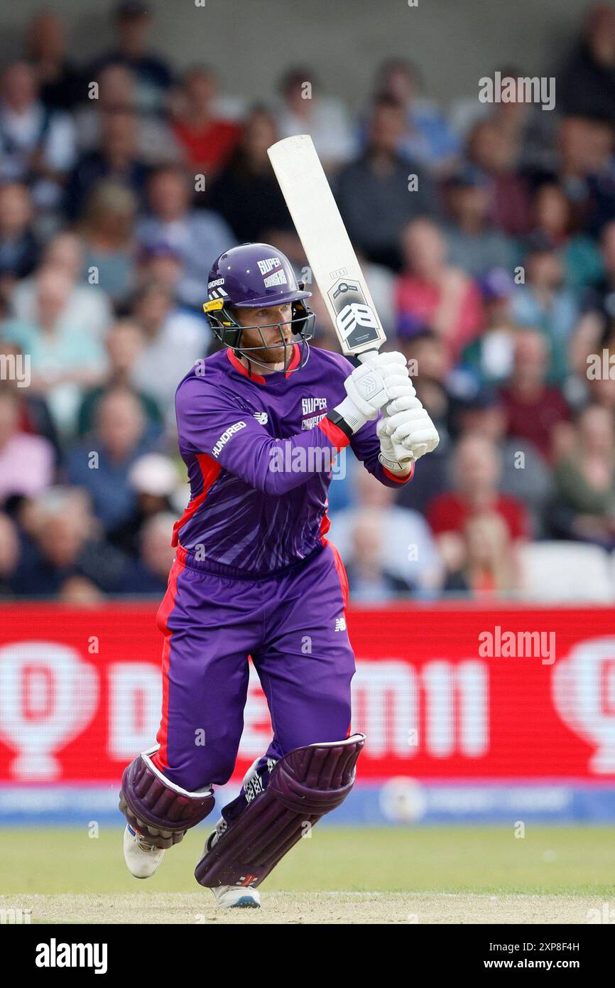 Graham clark batting hi-res stock photography and images - Alamy