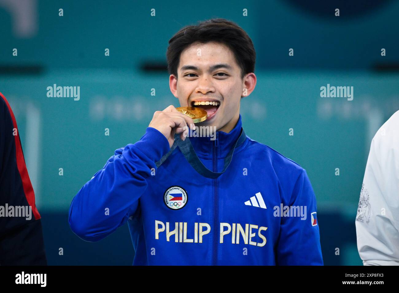 Carlos Edriel Yulo ( PHI ) Gold medal, Artistic Gymnastics, Men's Vault ...