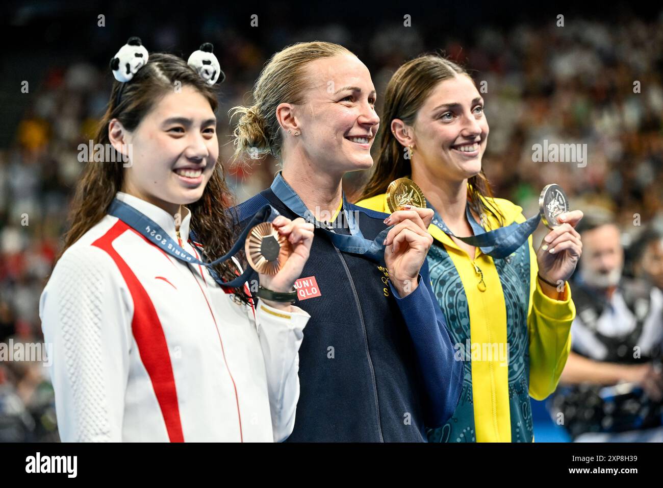 Paris, France. 04th Aug, 2024. Yufei Zhang of China, bronze, Sarah ...
