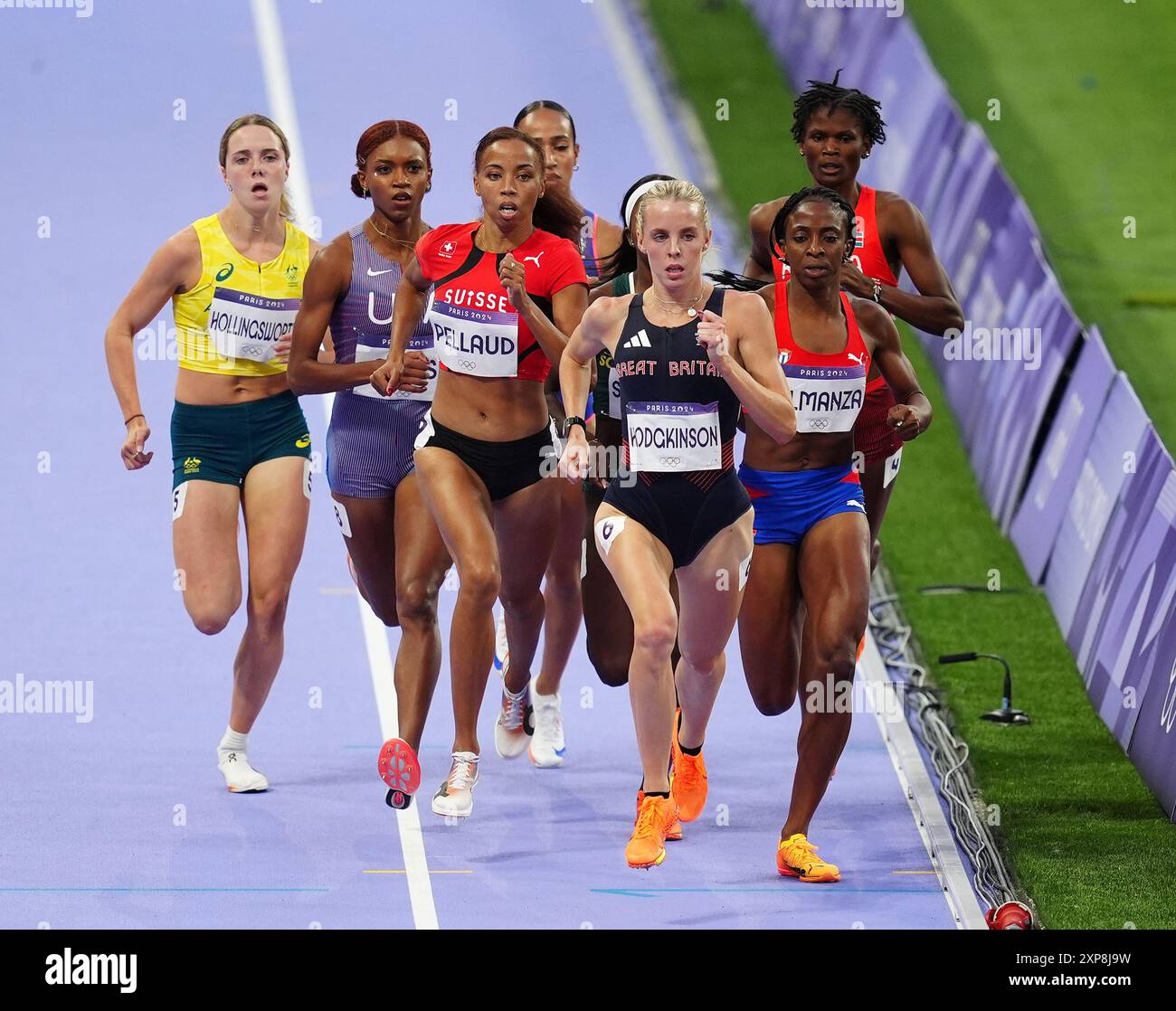 Great Britain's Keely Hodgkinson (centre) in action during the Women’s ...