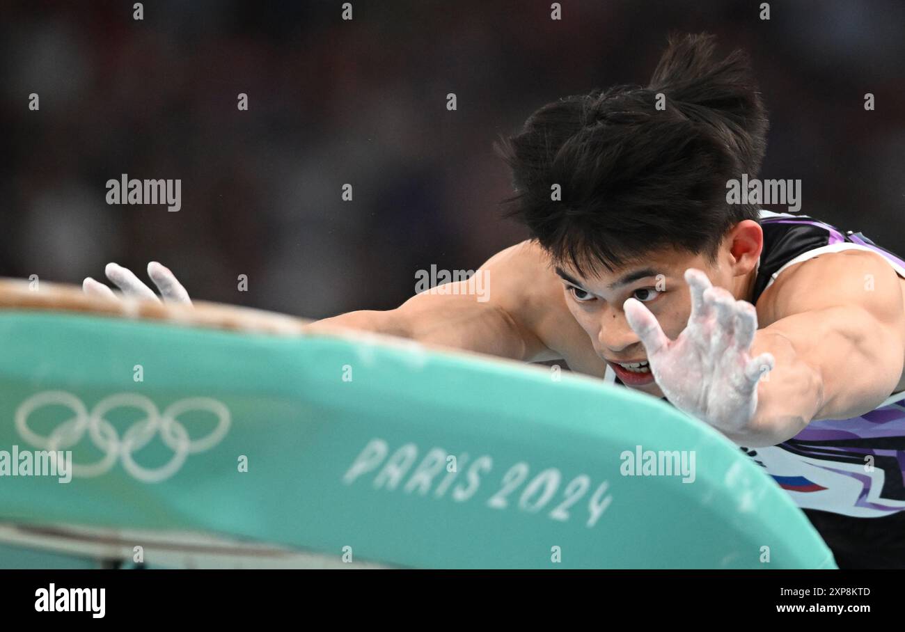 Carlos yulo paris 2024 hi-res stock photography and images - Alamy