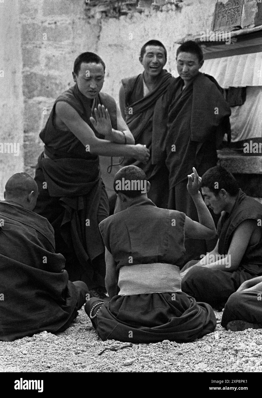 Buddhist monks at sera je monastery Black and White Stock Photos ...