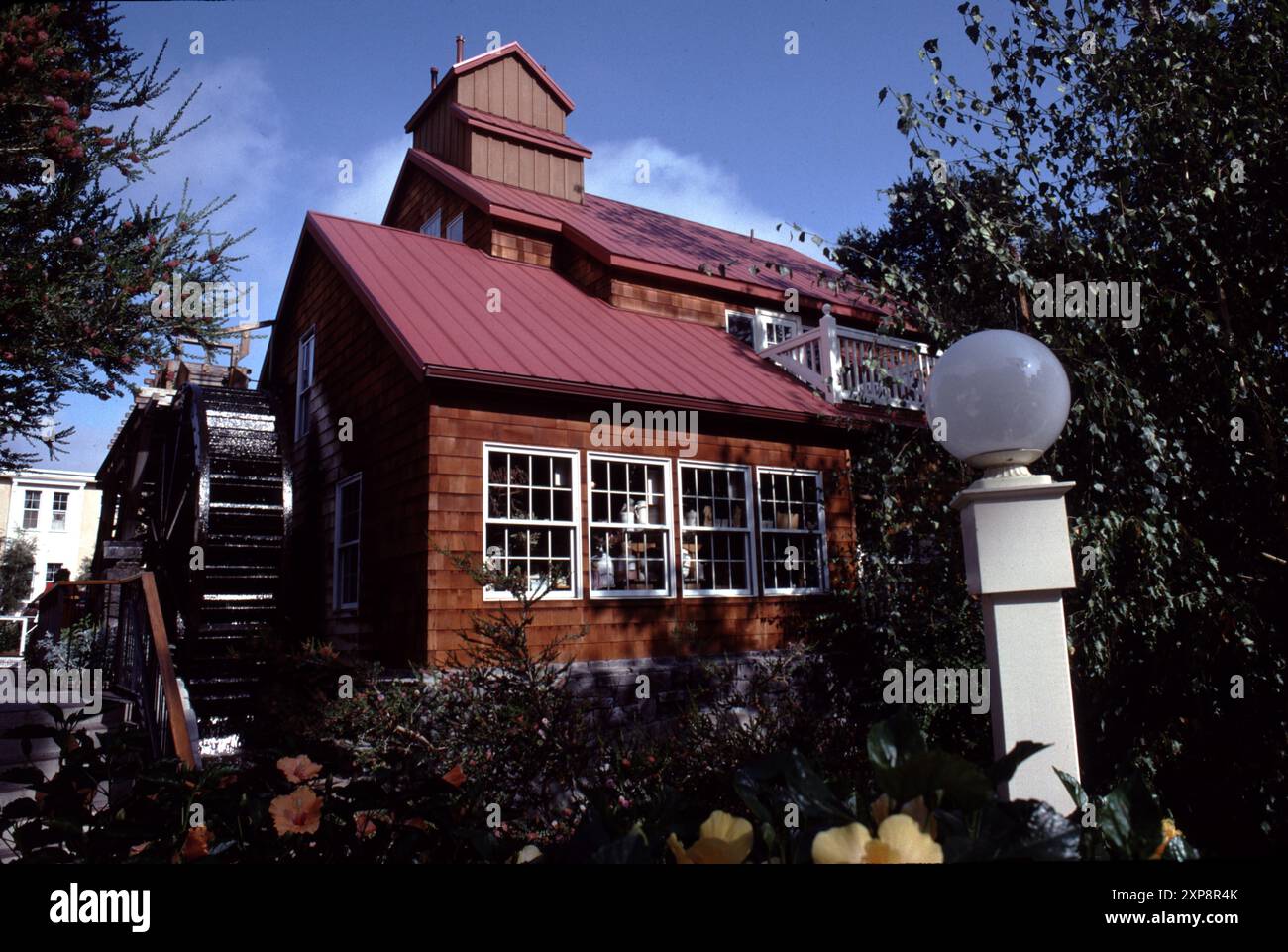 Apple farms inn fireplaces hi-res stock photography and images - Alamy