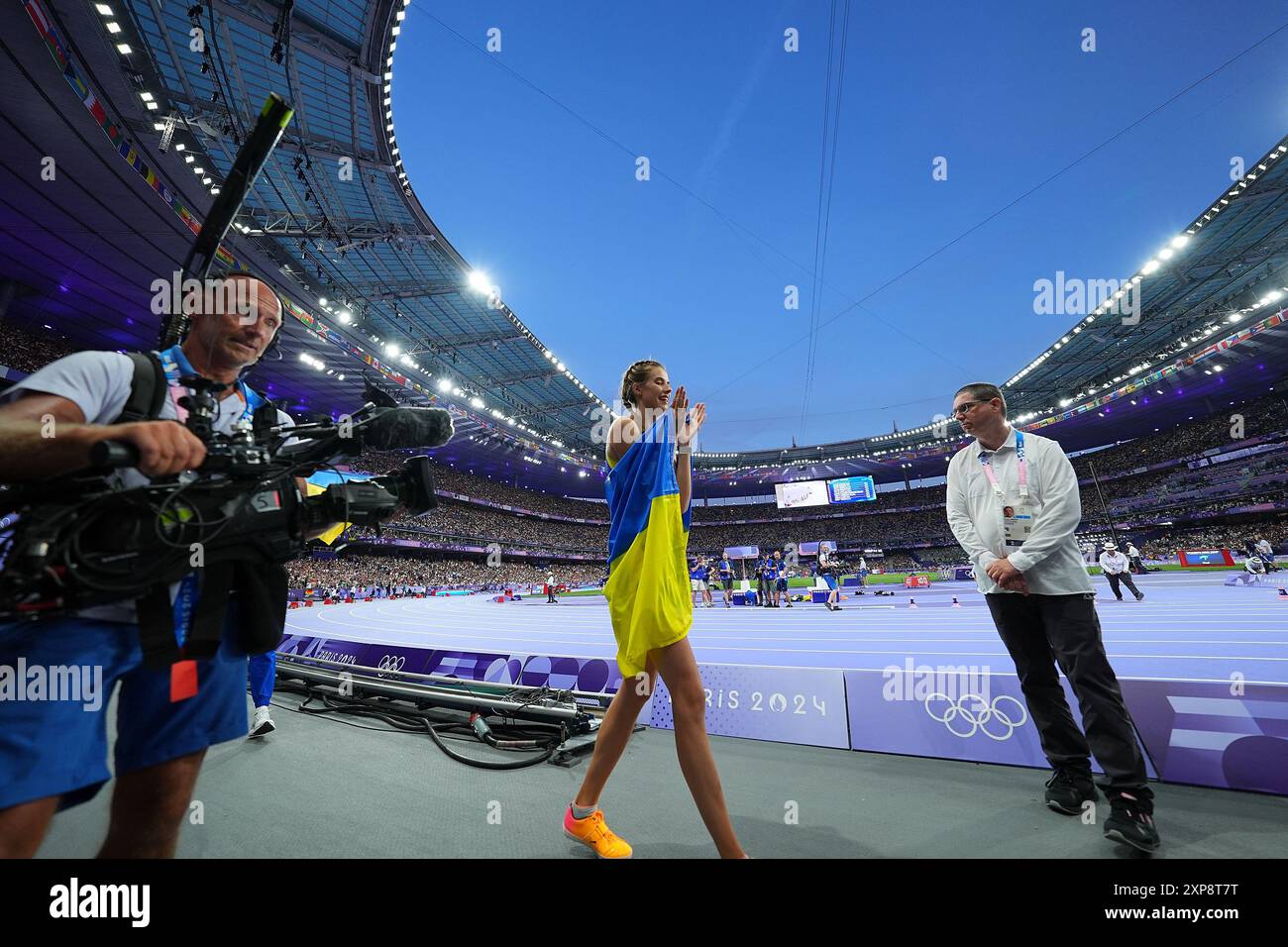 Paris, France. 4th Aug, 2024. Yaroslava Mahuchikh of Ukraine celebrates ...