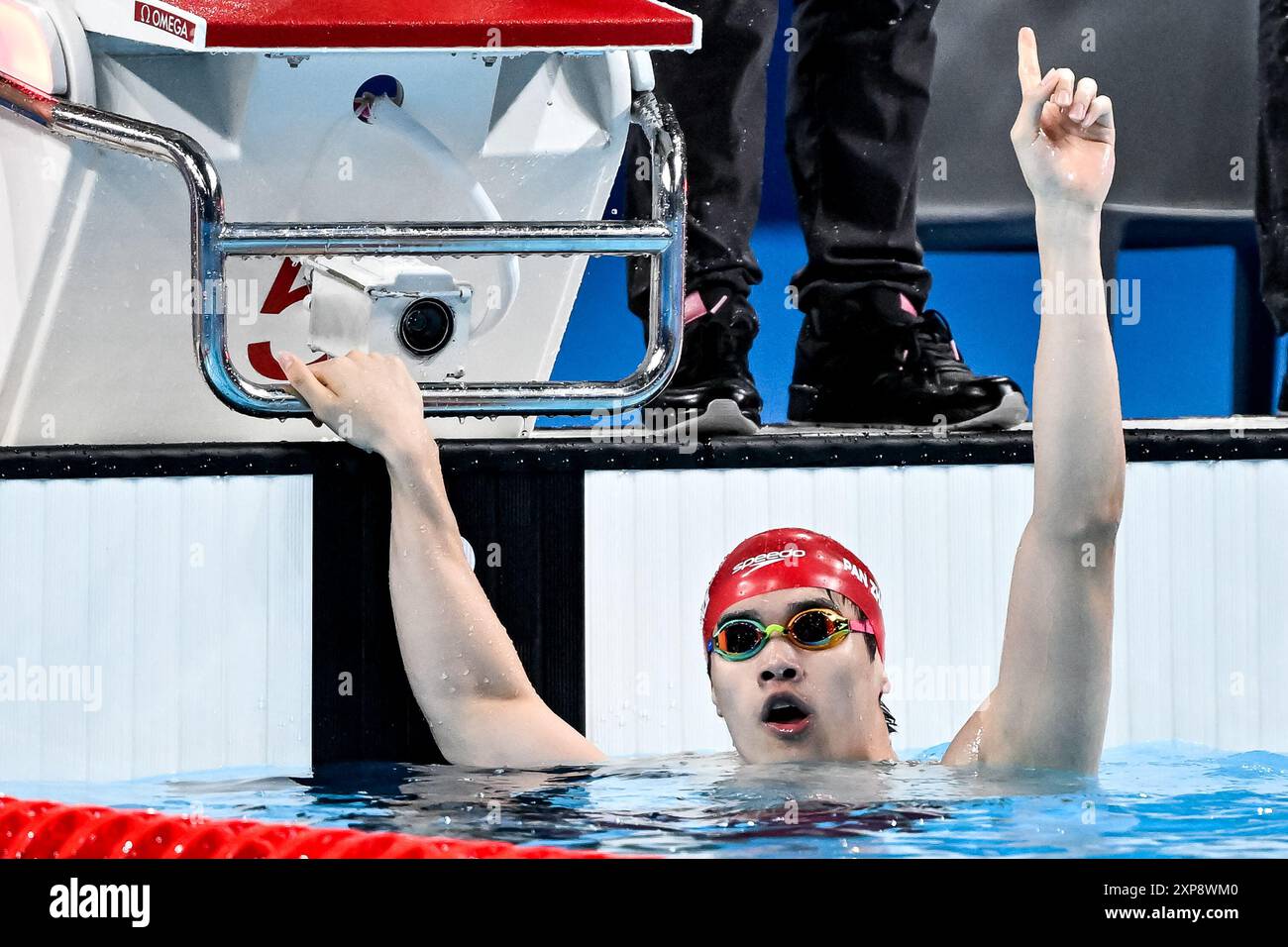 Paris, France. 04th Aug, 2024. Zhanle Pan of China celebrates after ...