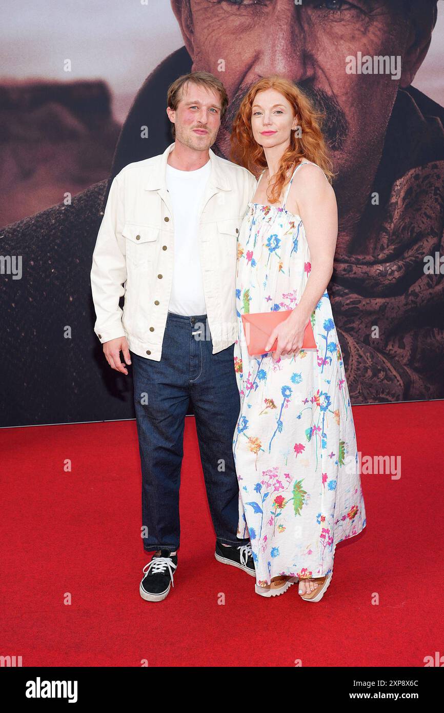 Max Montgomery und Marleen Lohse bei der Horizon Film Premiere am 4.08. ...