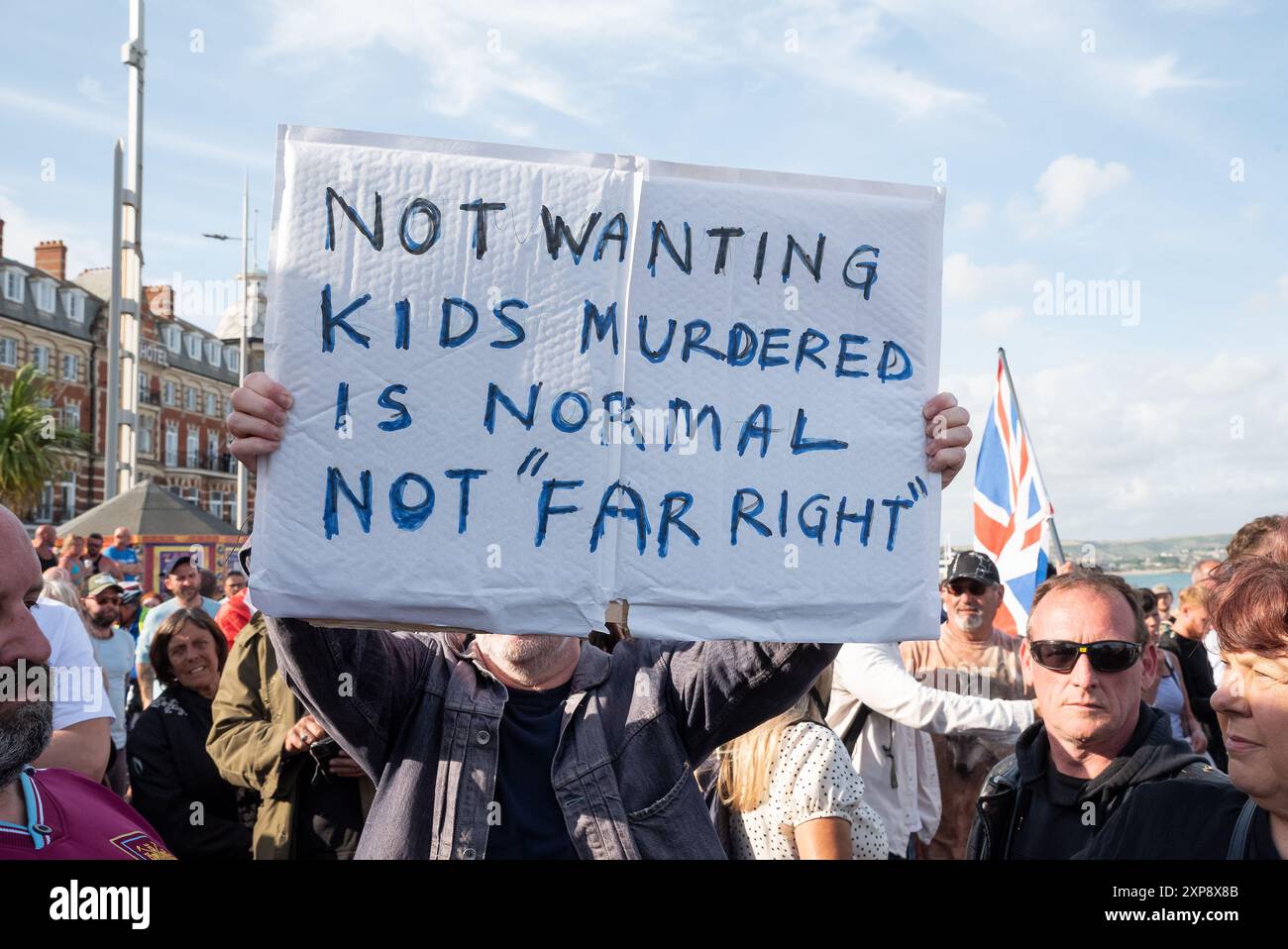 Weymouth, Dorset, UK. 4th August 2024. Far right protesters gather on ...