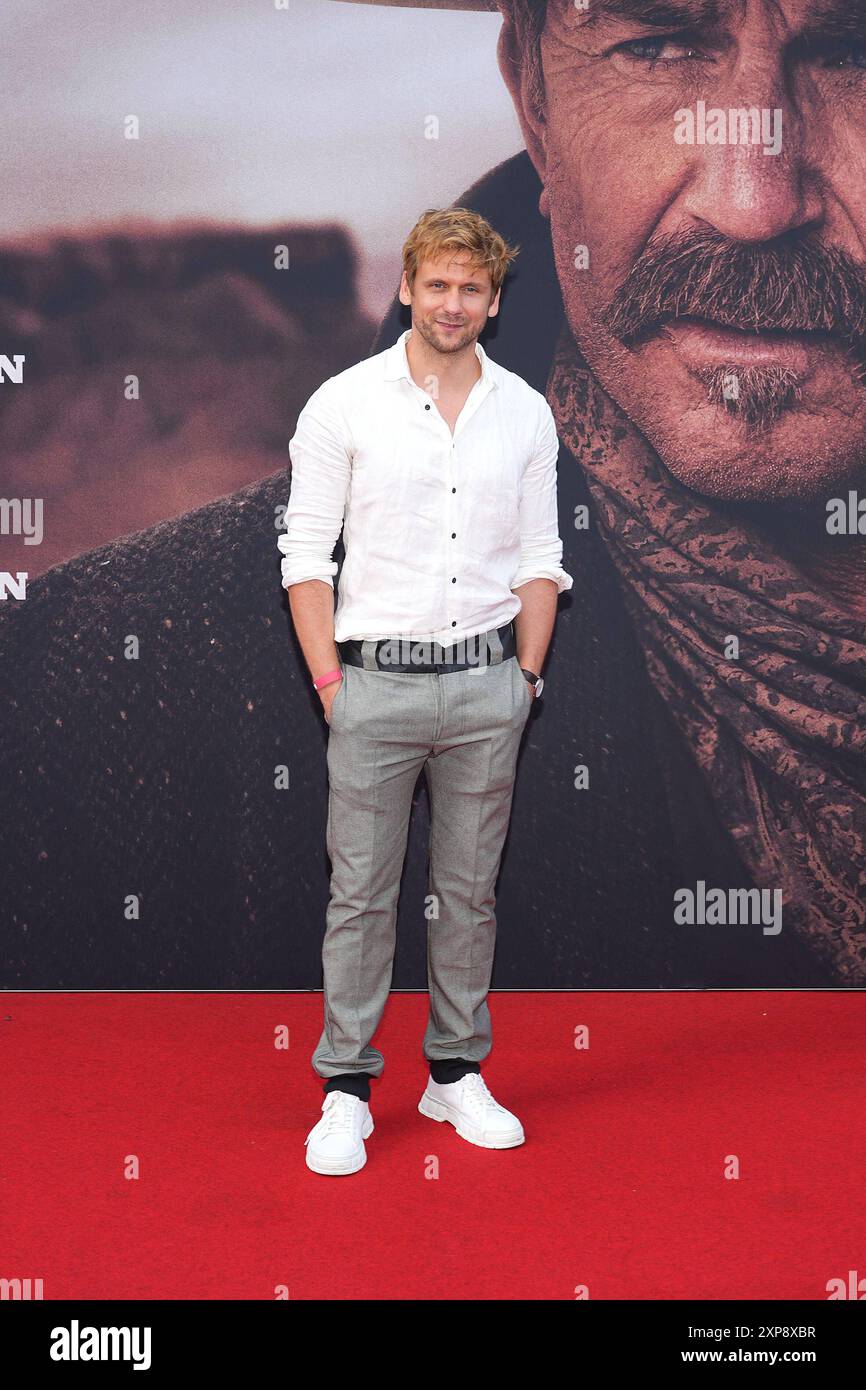 Steve Windolf bei der Horizon Film Premiere am 4.08.2024 in Berlin ...