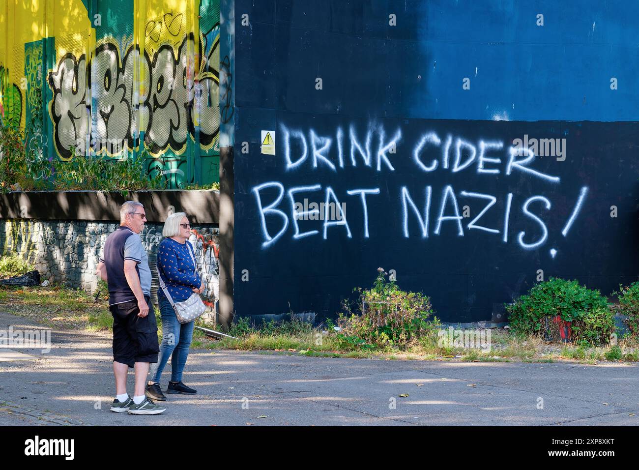 Bristol riot - Ahead of a Far-right protest Anti-fascist street art ...