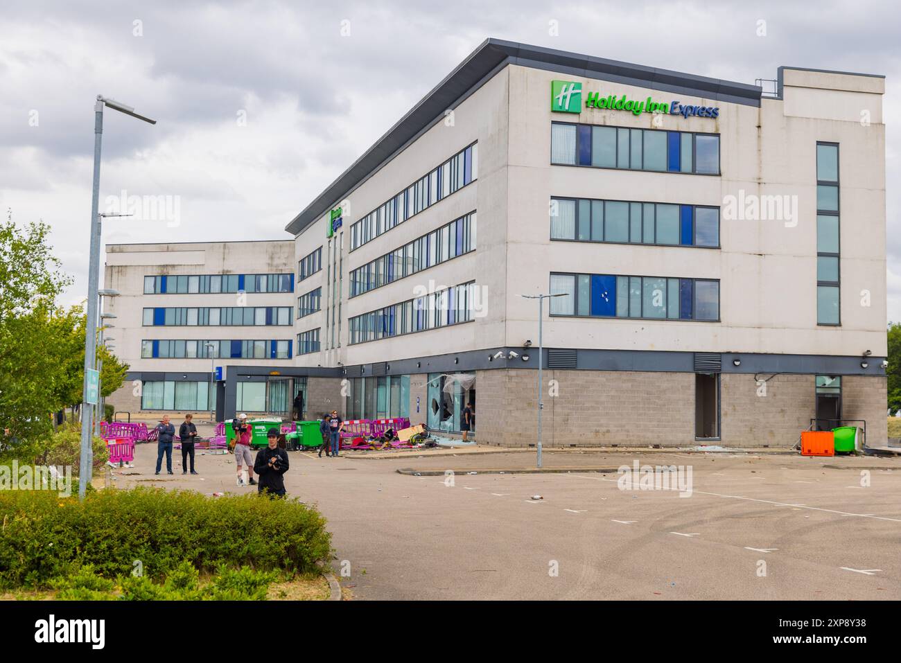 Rotherham, UK. 04 AUG, 2024. Aftermath of the rioters siege as hundreds ...