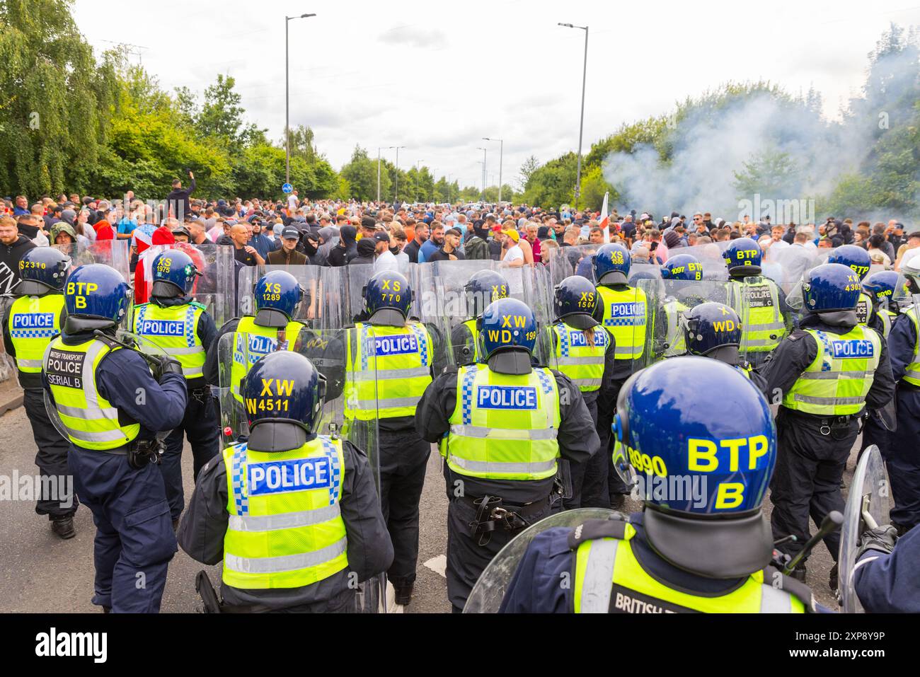 Rotherham, UK. 04 AUG, 2024. Rioters continue to clash with police as ...