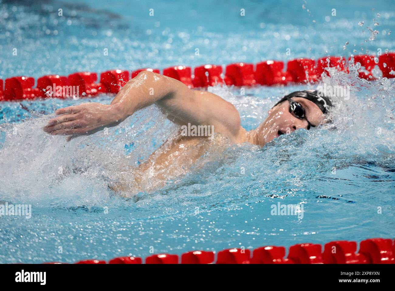 Paris, France. 04th Aug, 2024. US' Bobby Finke reacts and competes in ...