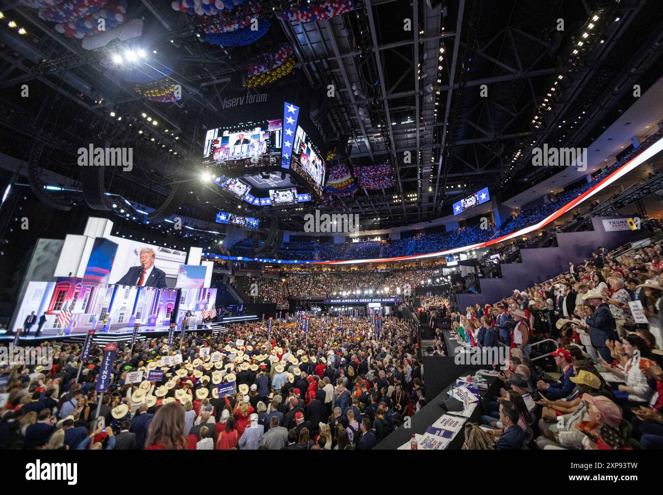 Delagates, supporters, guests, and politicians watch Donald Trump ...