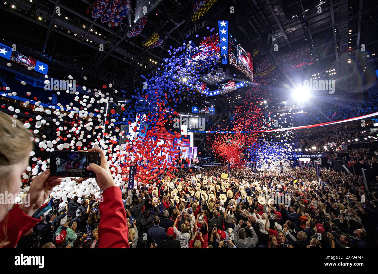 Delagates, supporters, guests, and politicians watch Donald Trump ...