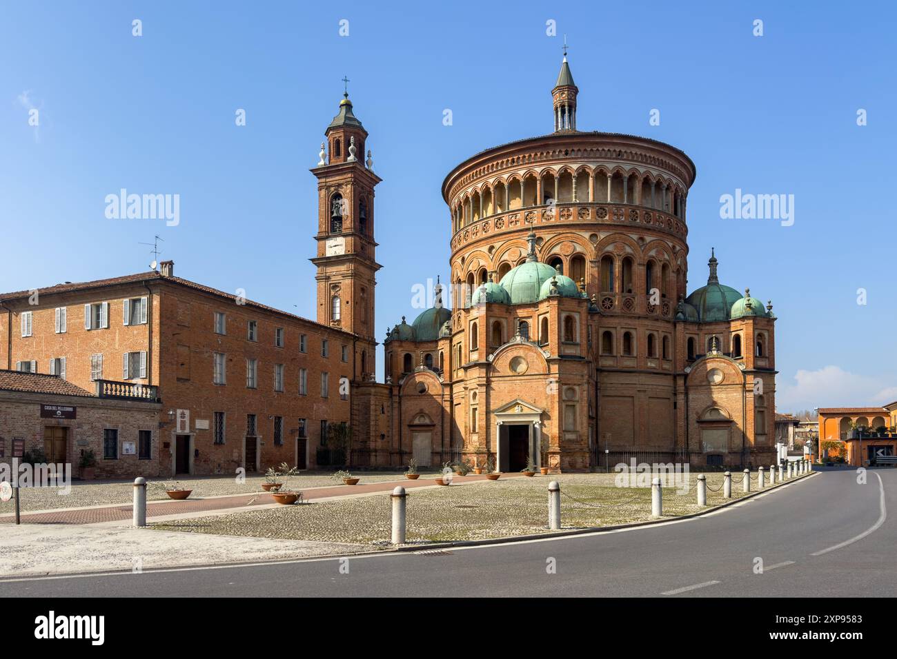 Santa maria church architecture hi-res stock photography and images - Alamy