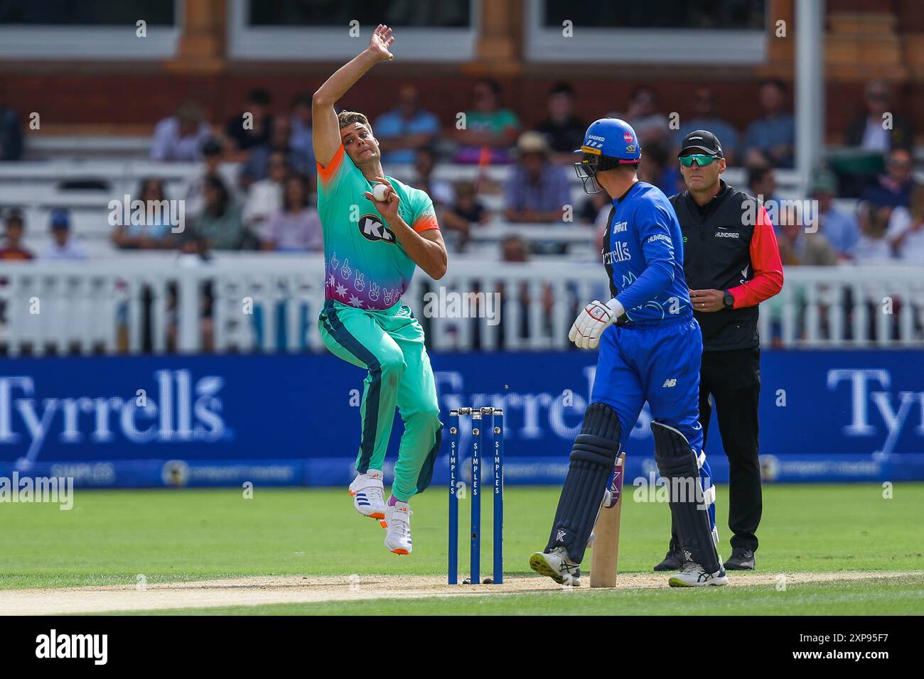 Spencer Johnson of Oval Invincibles bowls during the The Hundred match ...
