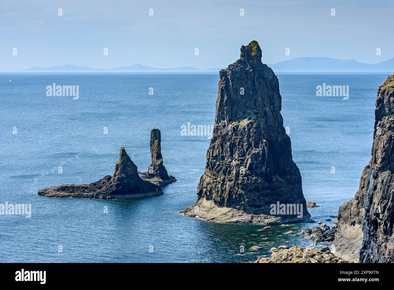 Macleods maidens isle skye hi-res stock photography and images - Alamy