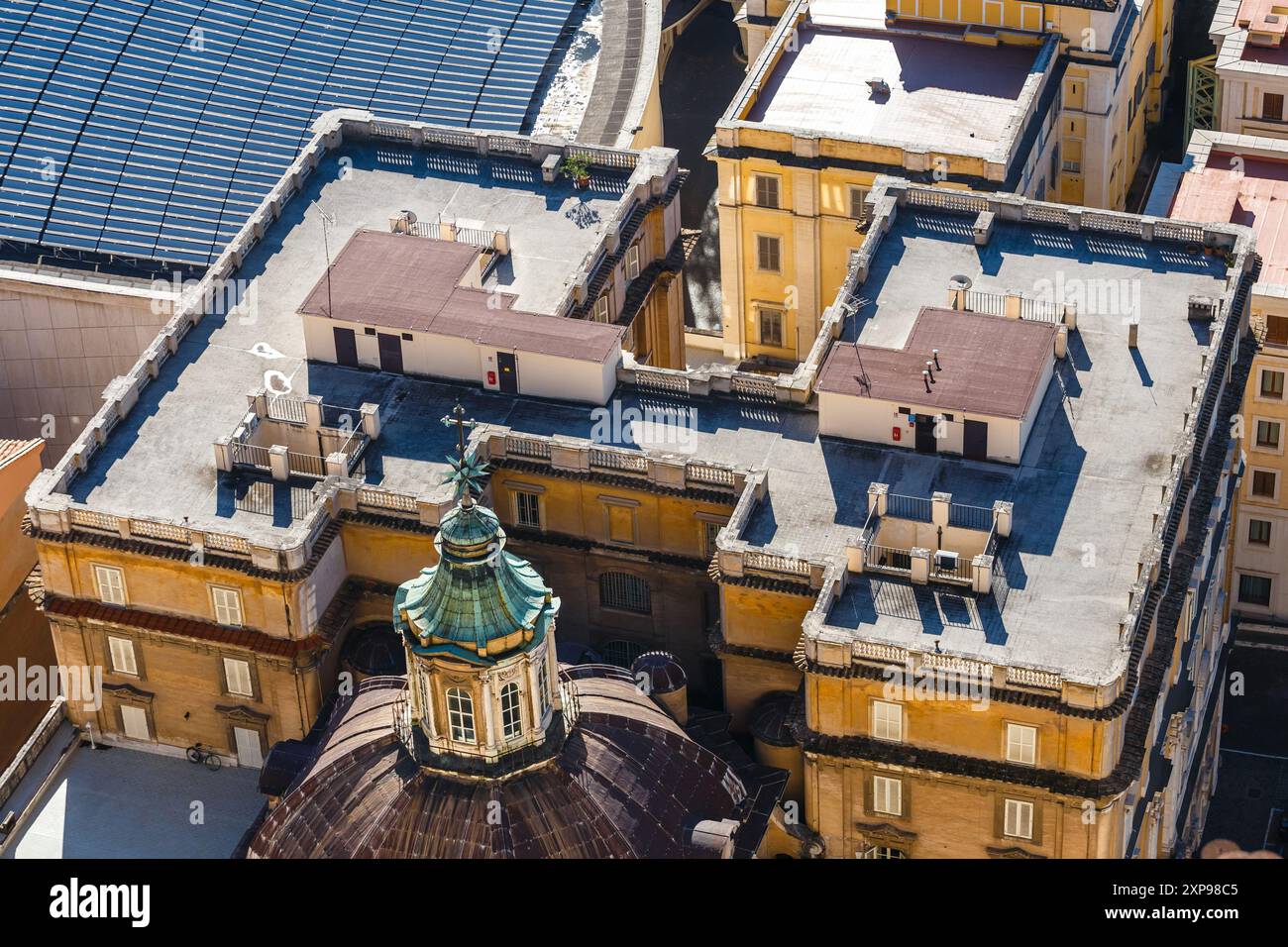 hidden places on the roof of st peter's basilica, Vatican City, Rome ...