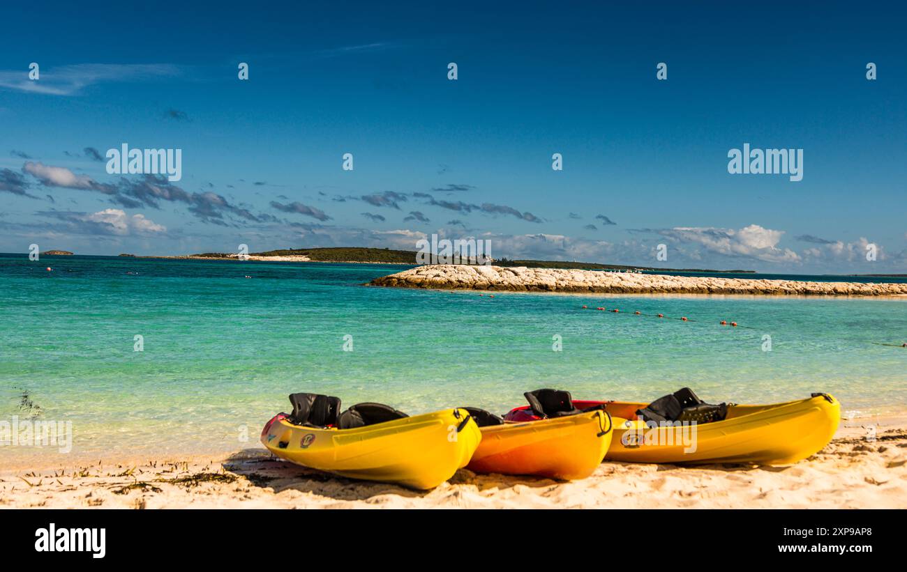 Bahamas Coco Cay Caribbean Island - Luxury beach oasis Stock Photo - Alamy