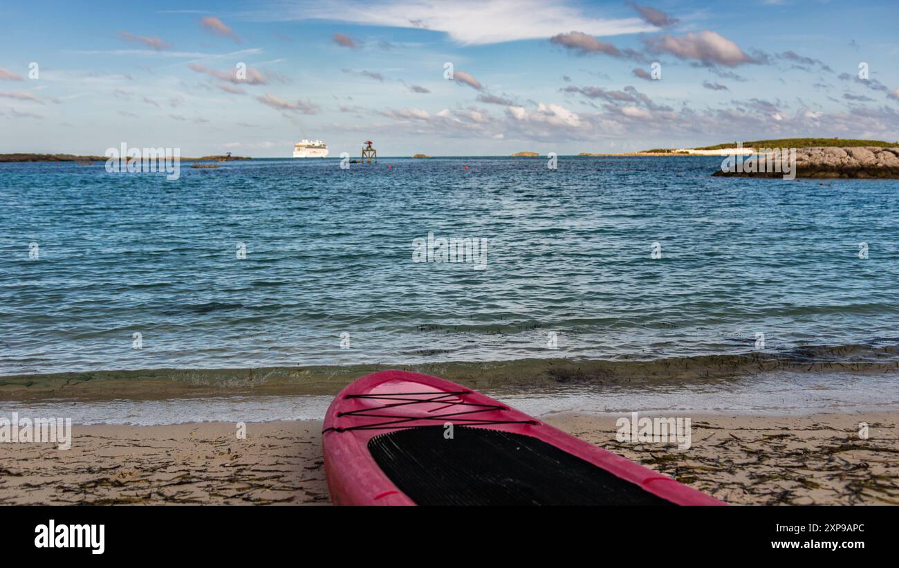 Bahamas Coco Cay Caribbean Island - Luxury beach oasis Stock Photo - Alamy
