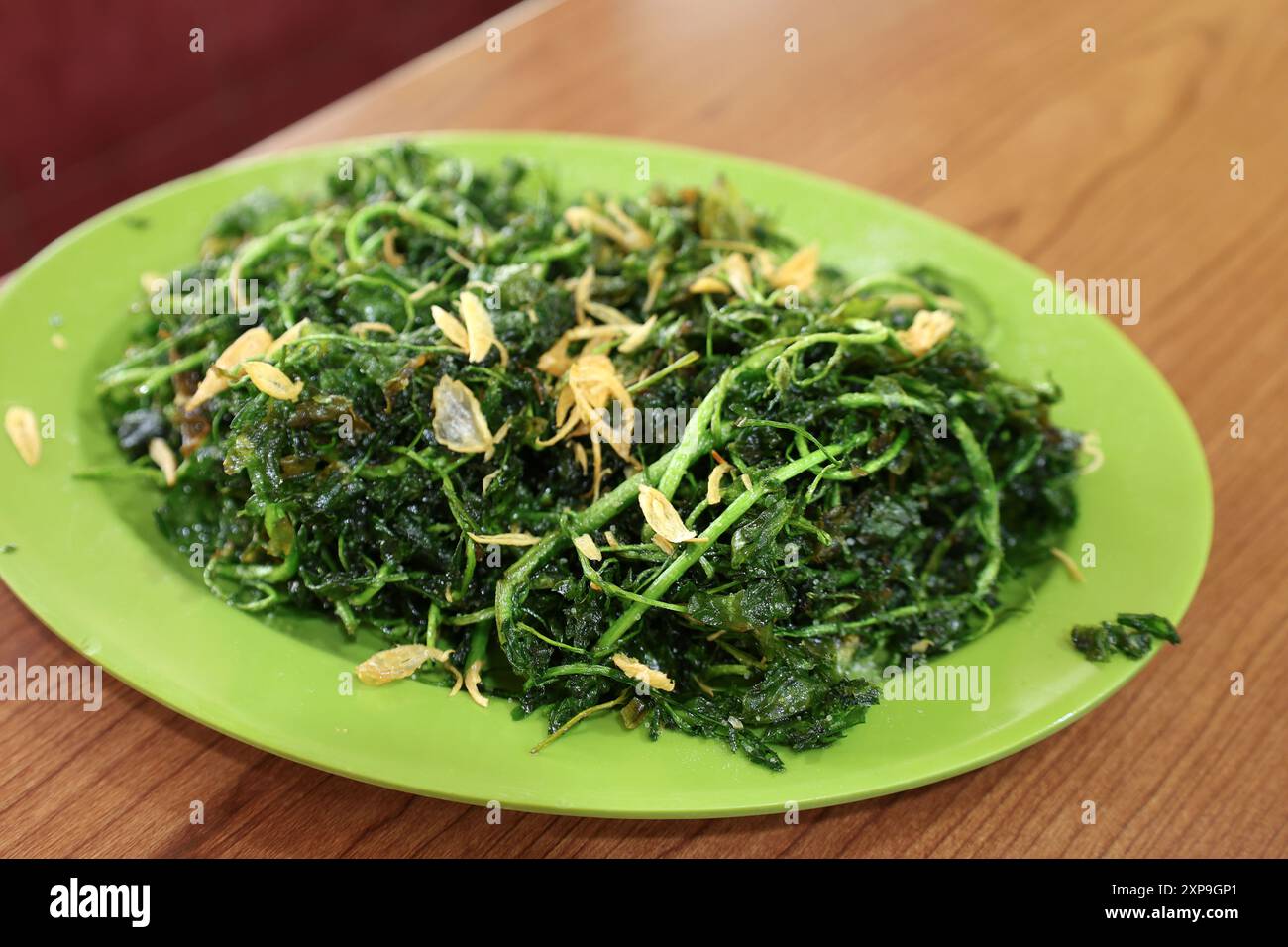 Selada air goreng hi-res stock photography and images - Alamy