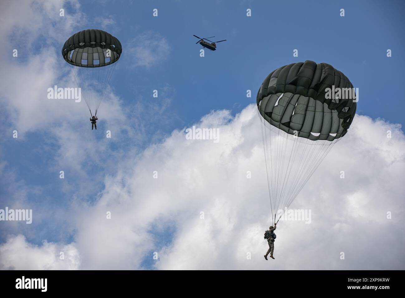 U.S. Army Paratroopers and other Paratroopers from partner nations ...
