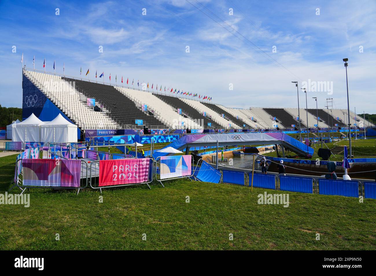 Paris olympics 2024 stadium hi-res stock photography and images - Alamy