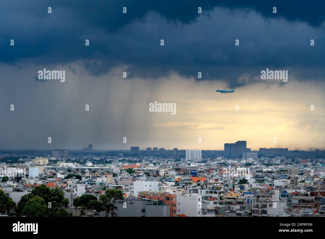 Before typhoon hi-res stock photography and images - Alamy