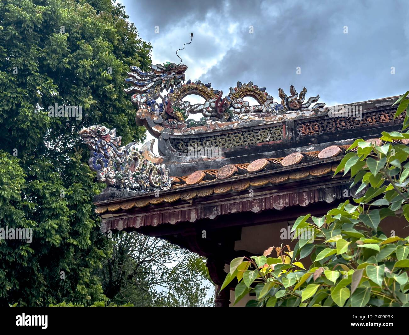 Two stone dragons symbolizing the king's power at Gia Long Tomb (UNESCO ...