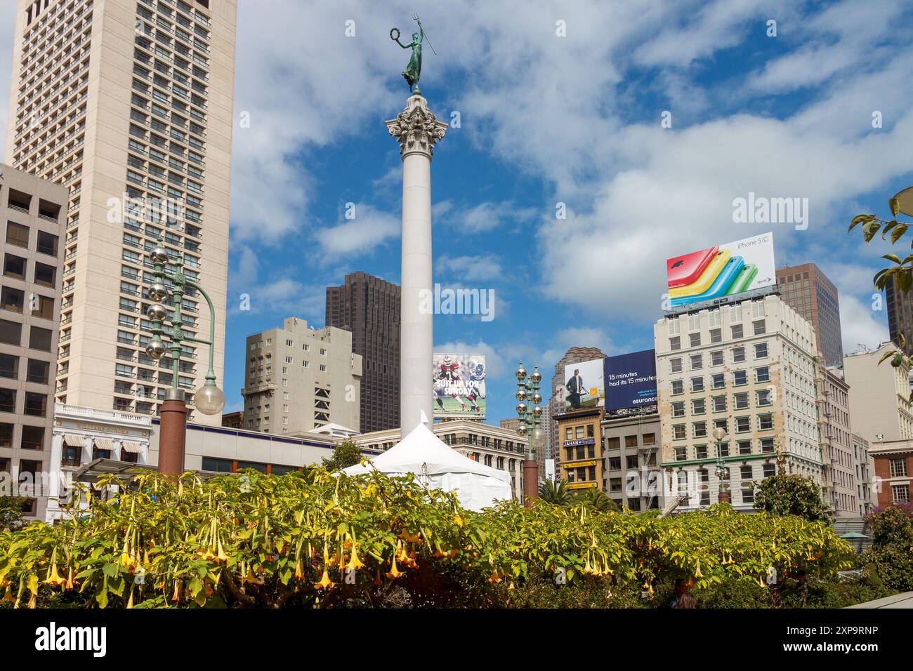 Union Square tower office buildings in downtown San Francisco ...
