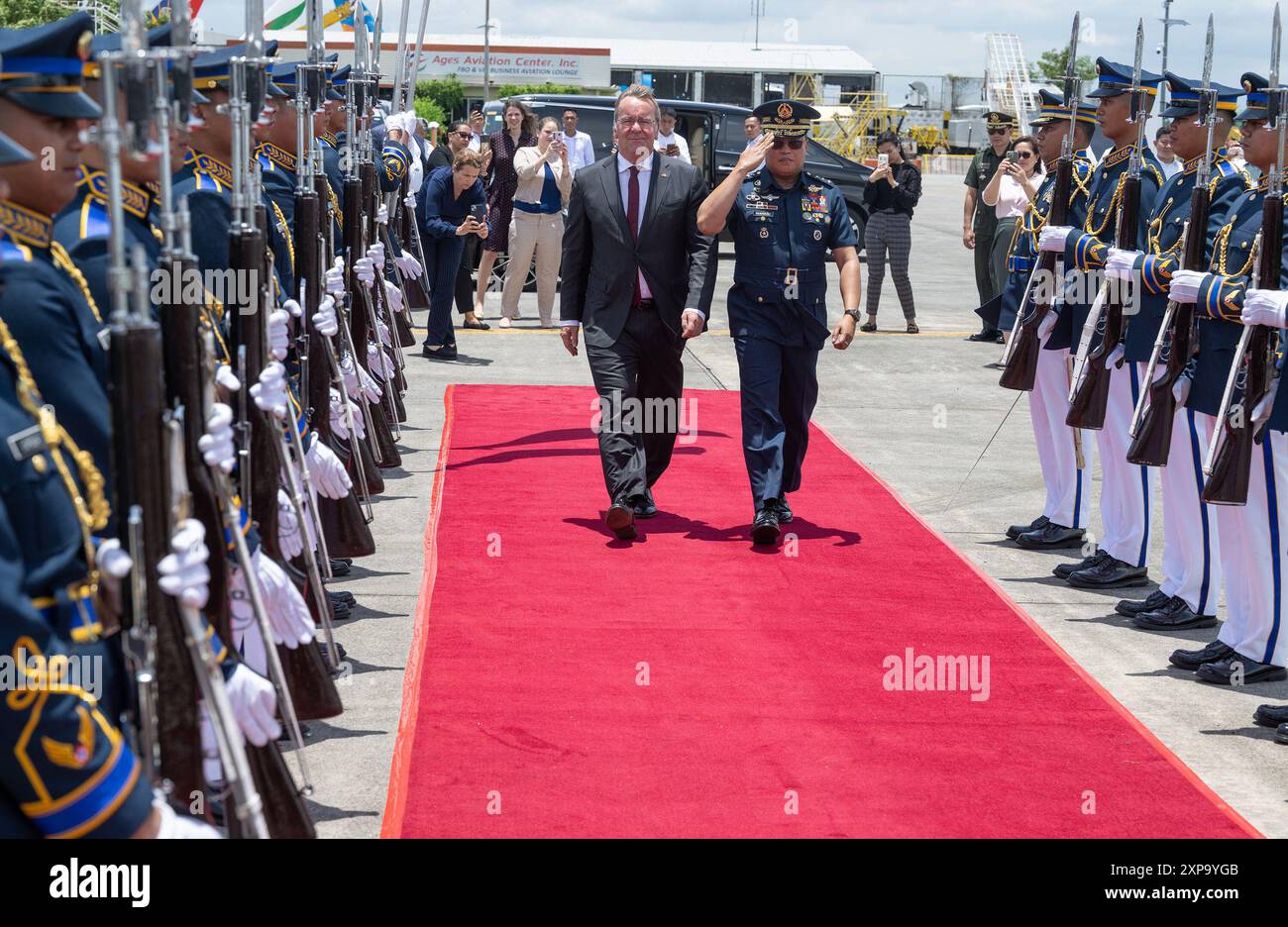 Philippine air force hi-res stock photography and images - Alamy