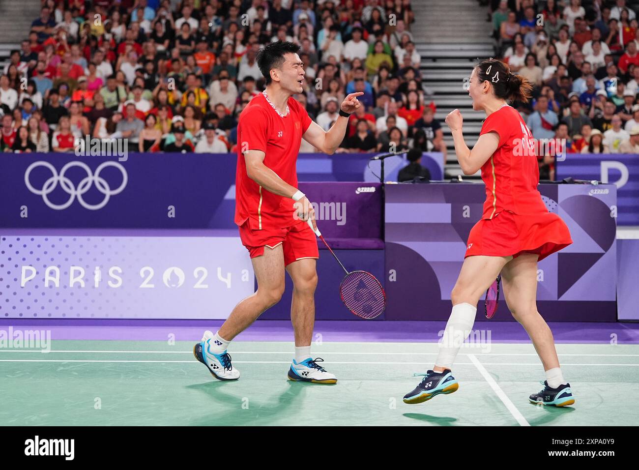 **CHINESE MAINLAND, HONG KONG, MACAU AND TAIWAN OUT** Chinese badminton ...