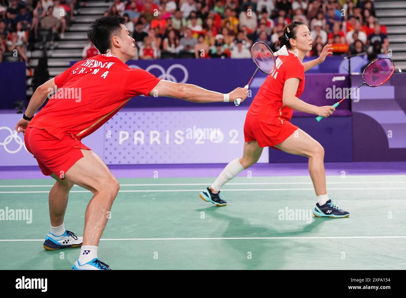 **CHINESE MAINLAND, HONG KONG, MACAU AND TAIWAN OUT** Chinese badminton ...
