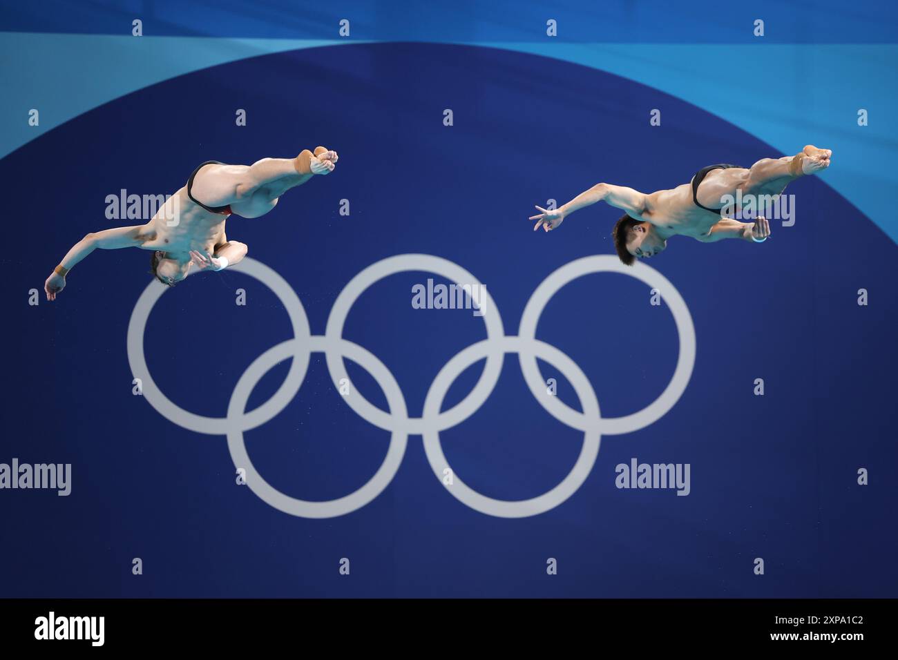 **CHINESE MAINLAND, HONG KONG, MACAU AND TAIWAN OUT** Chinese divers ...