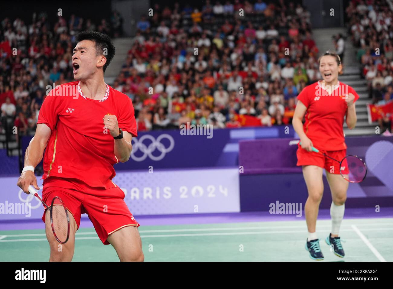 **CHINESE MAINLAND, HONG KONG, MACAU AND TAIWAN OUT** Chinese badminton players Zheng Siwei and ...